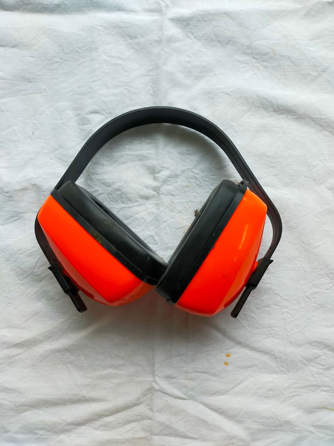 Shirley Tool Shed: Ear Muffs, Gardwell (417)