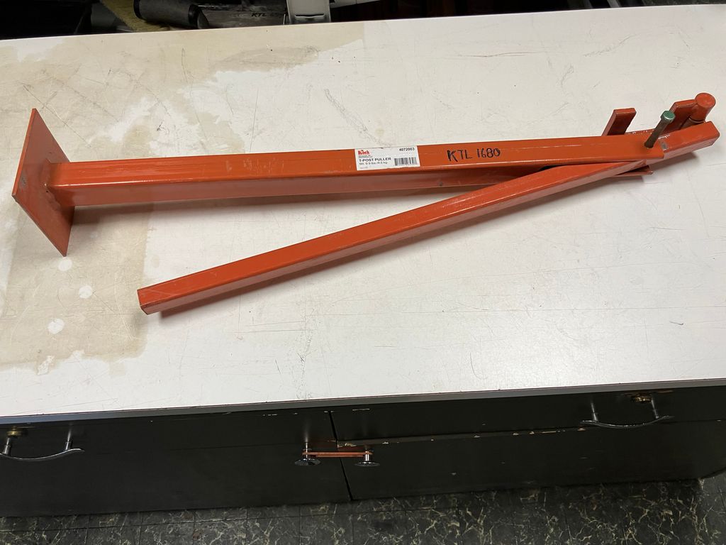 Klamath Tool Library: T-Post Puller (1680)