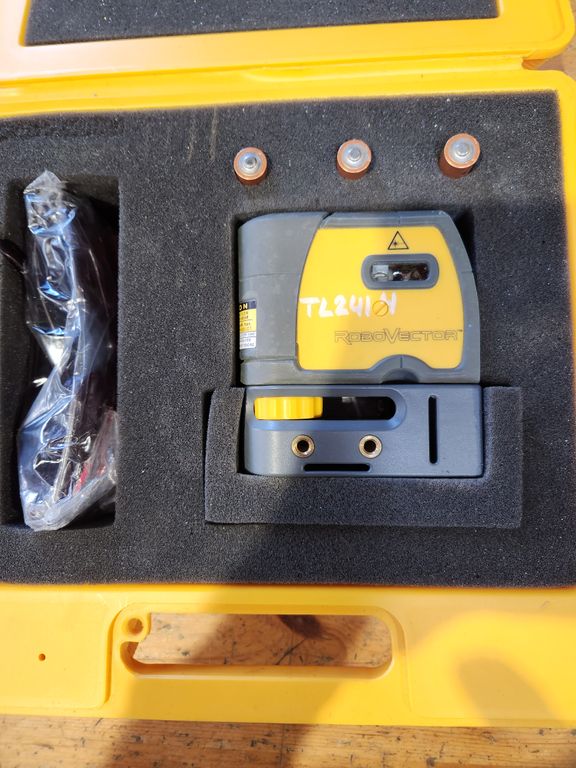 HNL Tool Library: RoboVector 5 Beam Self Leveling Laser (2414)